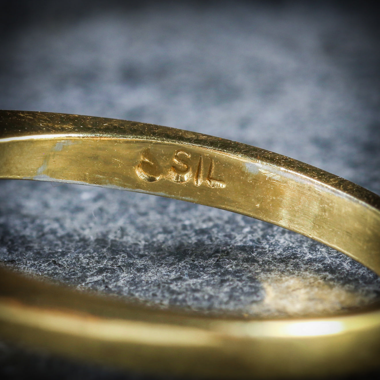 Amethyst Paste Trilogy Ring 18ct Gold Silver – Antique Jewellery Online