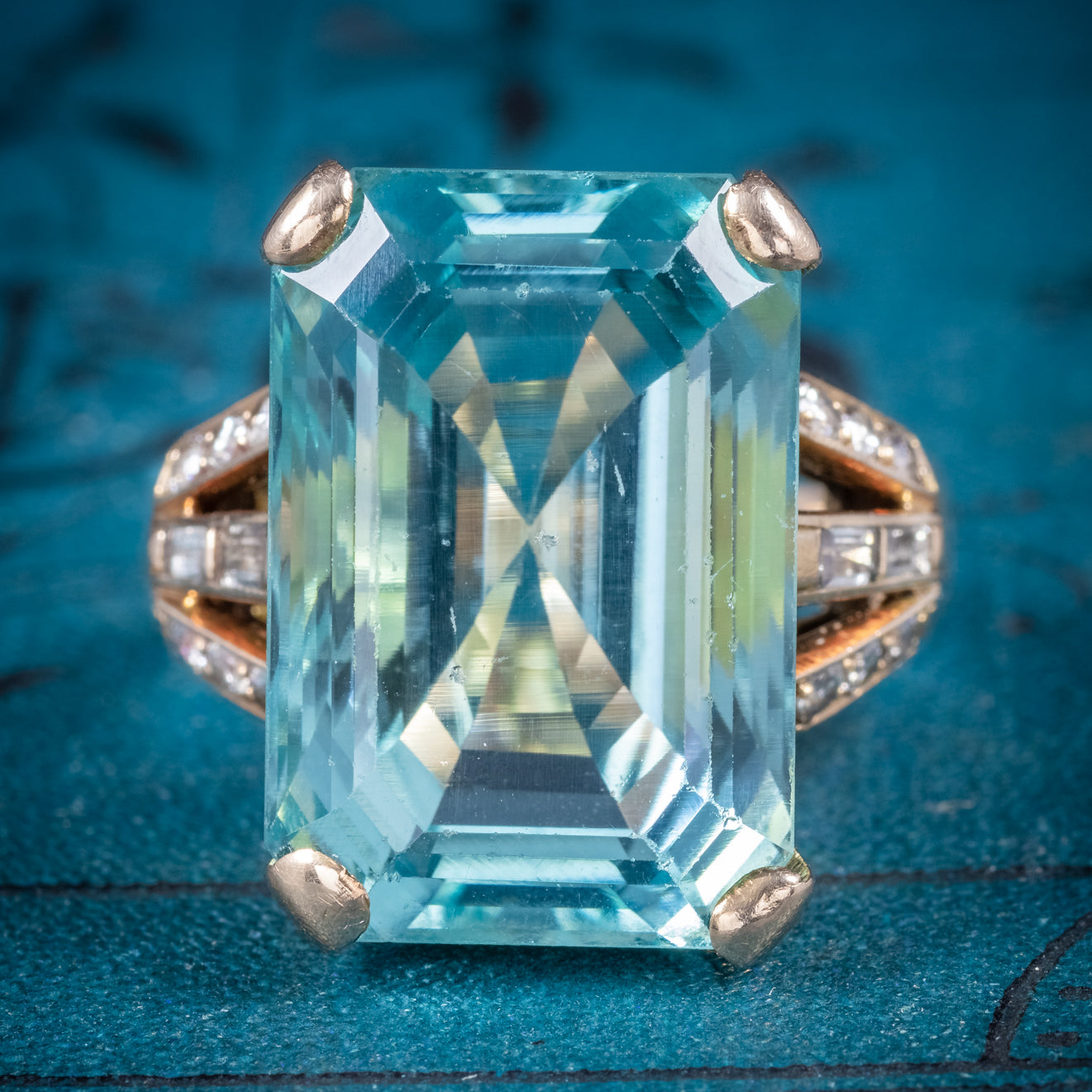 Art Deco Aquamarine Ring 18ct Gold 28ct Aqua – Antique Jewellery Online