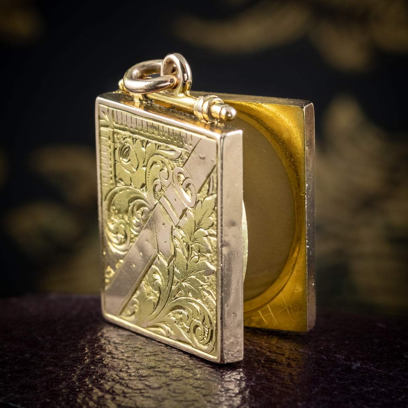 Antique Victorian Book Locket 15ct Gold – Antique Jewellery Online